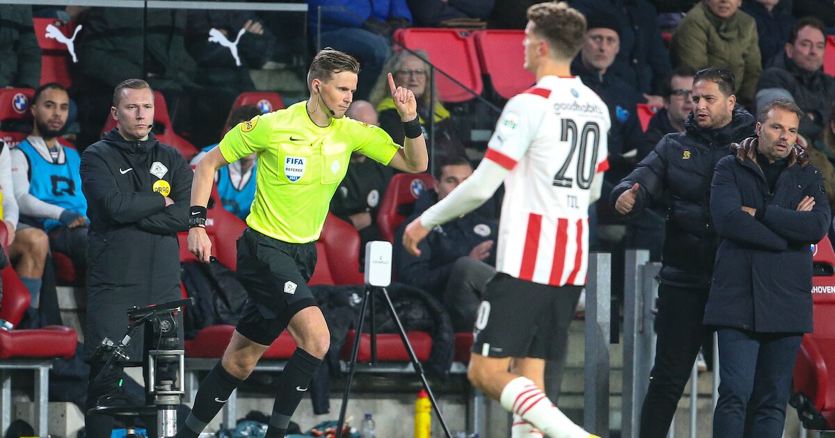 Ruud van Nistelrooij baalt van veelbesproken VAR-moment, Maurice Steijn ...