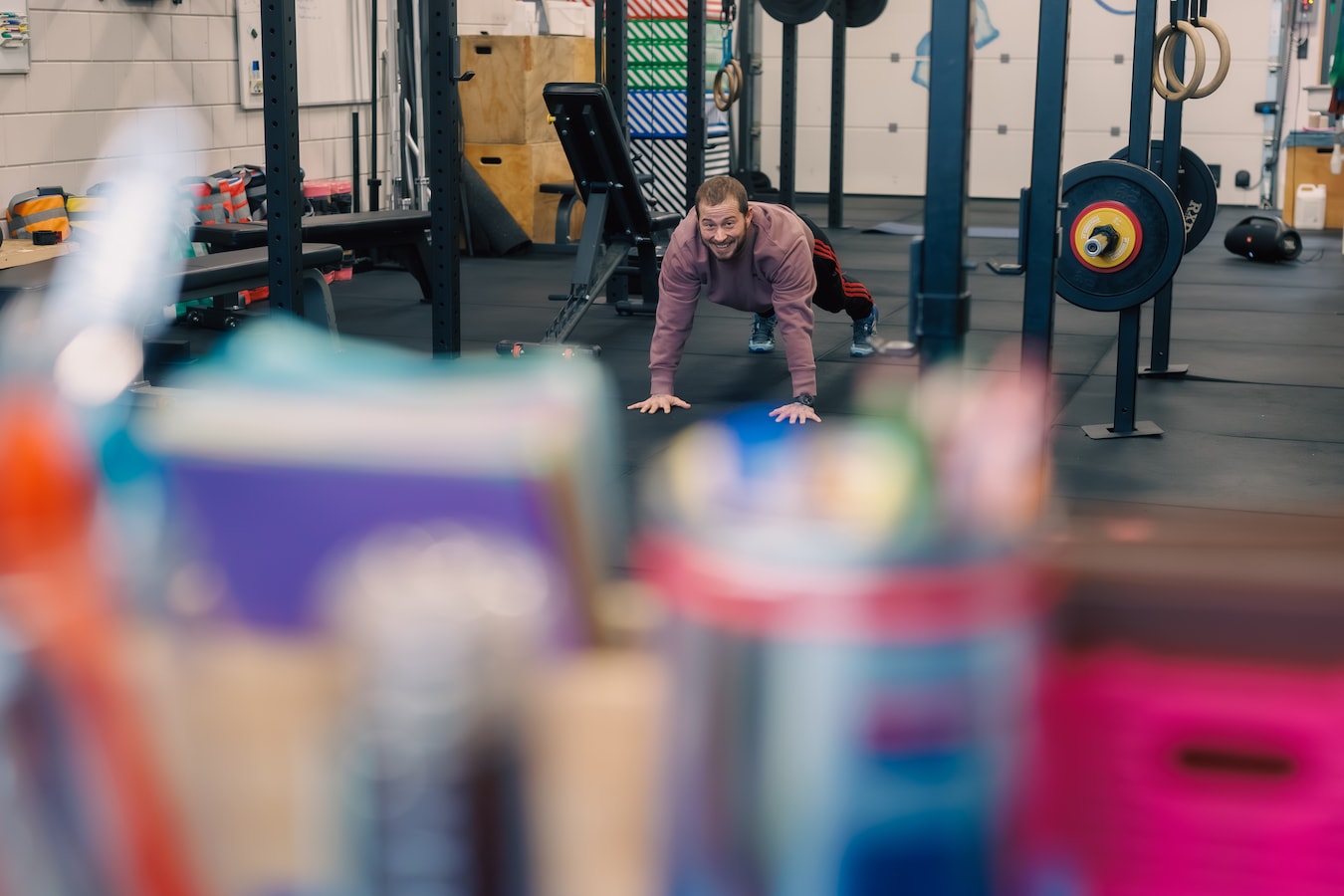 In deze gym van Romy sporten lhbti’ers veilig: ‘Alleen treurig dat het ...