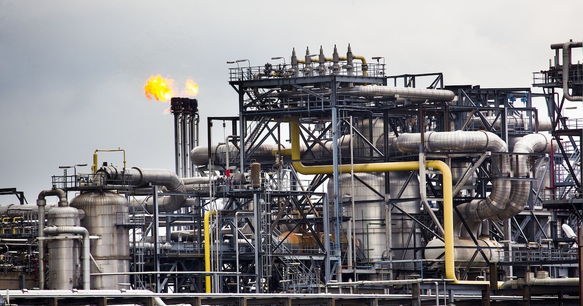 Burgemeester Moerdijk baalt van nieuw incident bij Shell | Binnenland ...