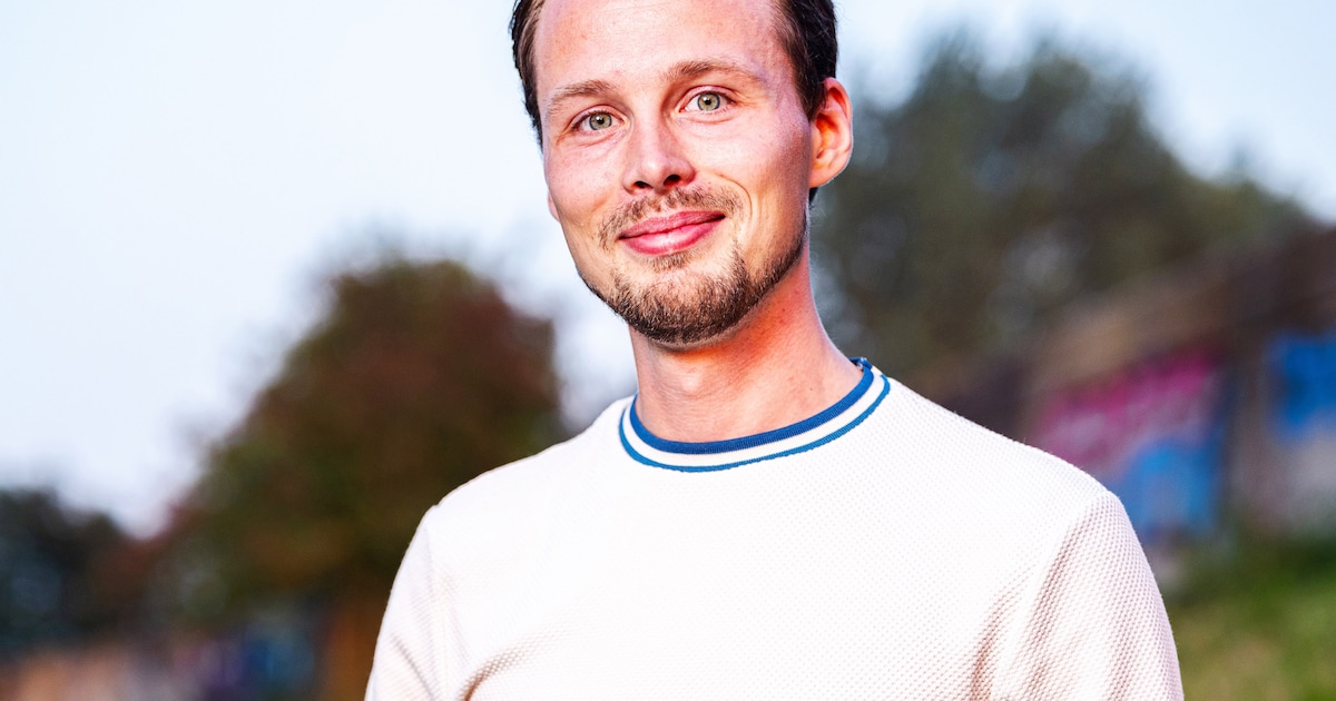 Ruinerwold-zoon Israel van Dorsten in gesprek met lotgenoten in nieuwe NPO-serie | Show | AD.nl