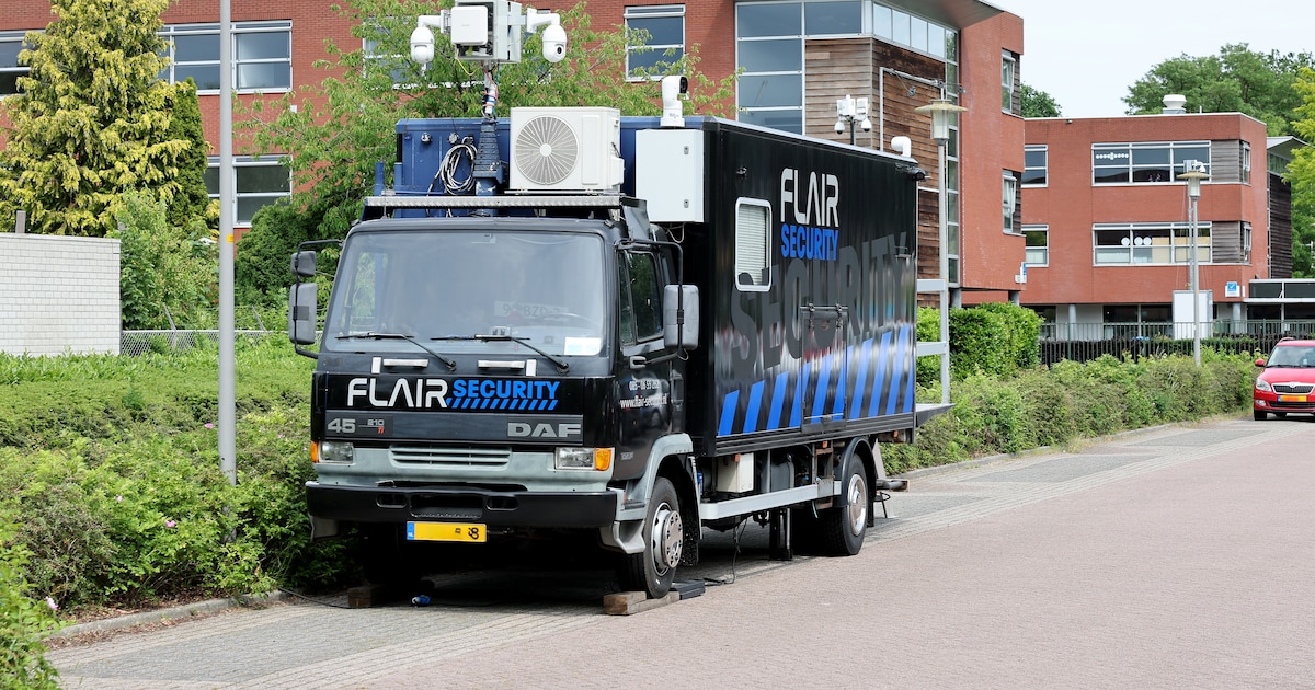Extra beveiliging rond tijdelijke asielopvang in Apeldoorn: zo moet de ...
