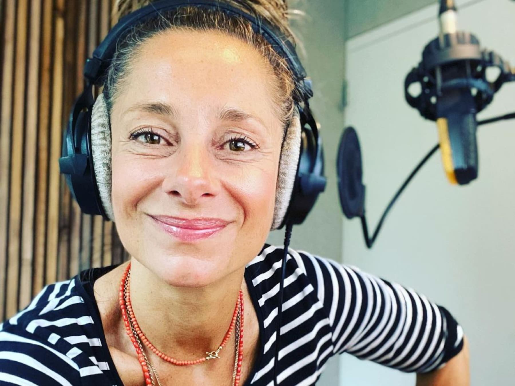 Nieuw SBS 6-programma: met een reuzenbal door Nederland | Show | AD.nl