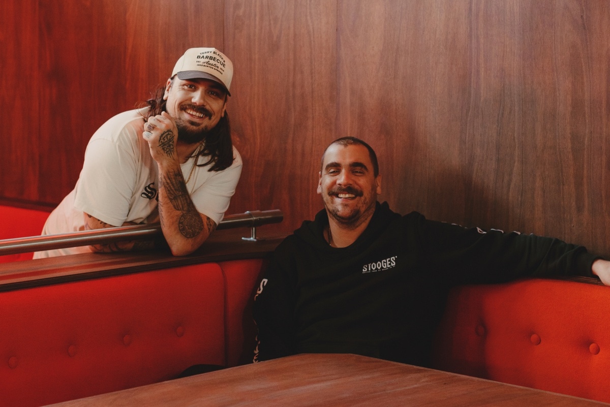 Smashburgers en sandwiches: nieuw restaurant van Stooges’ opent in ...