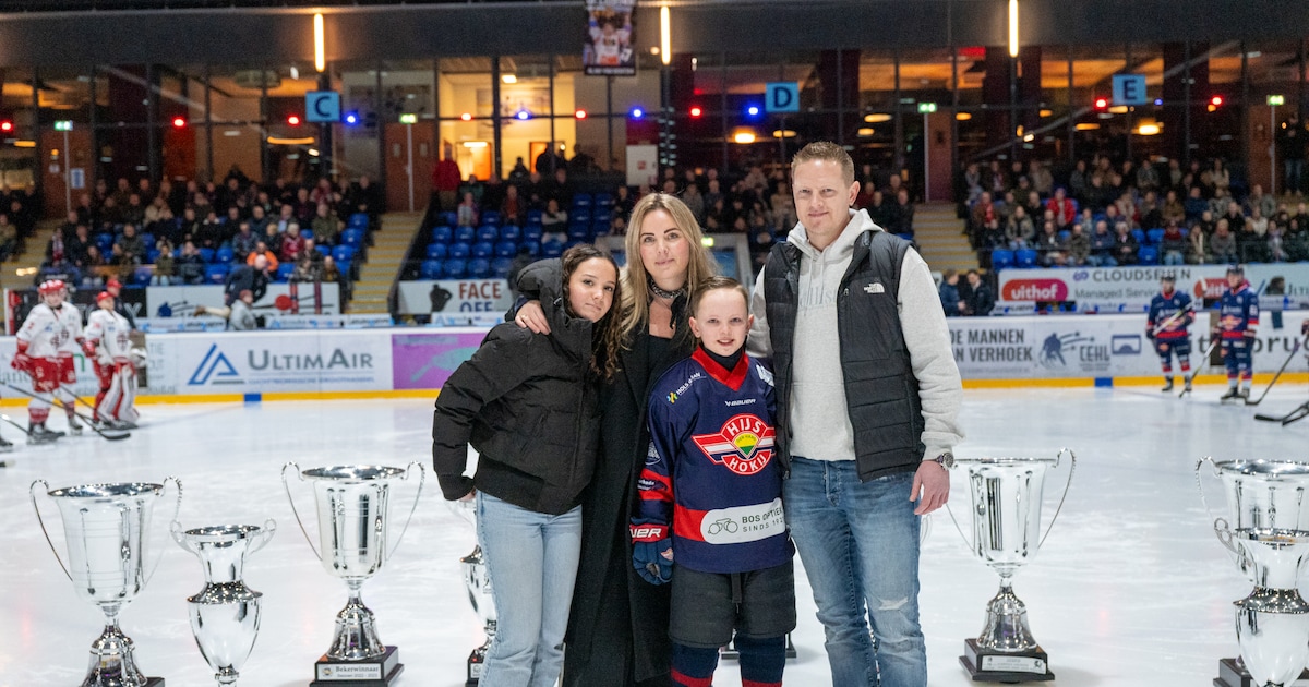 Hijs Hokij neemt op grootse wijze afscheid van clubicoon: ‘Zoals Alan ...