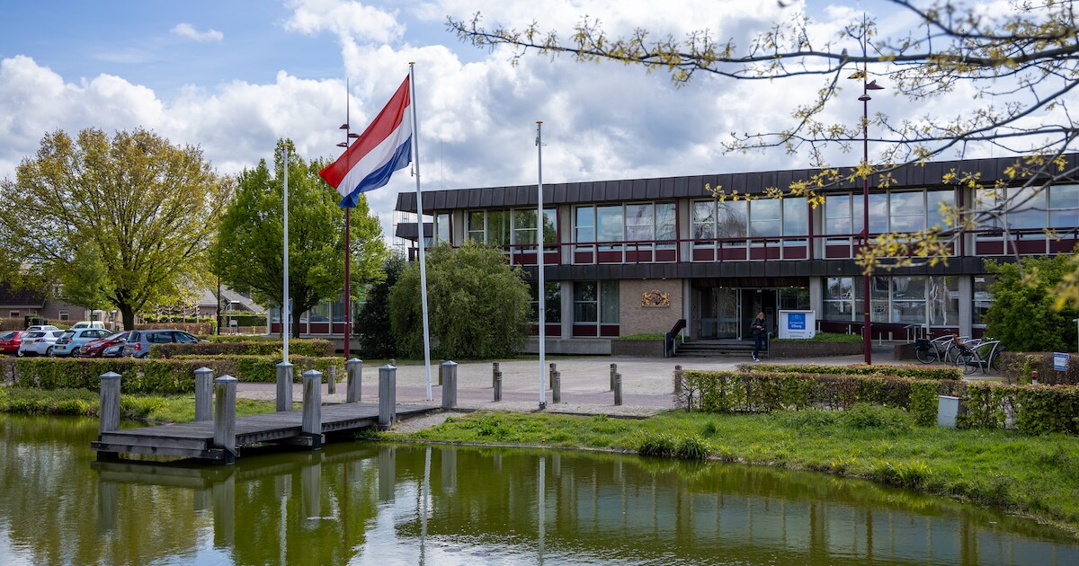 Schimmel en kapotte airco’s dwingen Elburg tot ingrijpend ...
