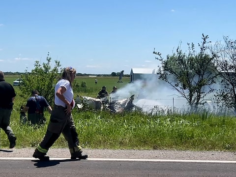 Vliegtuig met parachutisten stort neer bij vliegveld in Amerikaanse ...