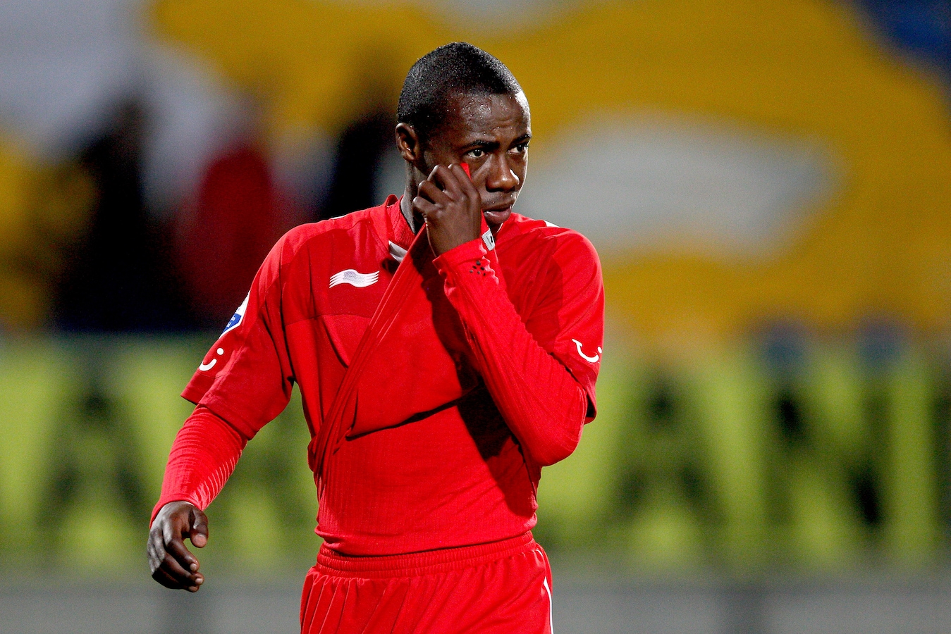 Vluchten kan niet meer: Promes moet nu alles op alles zetten om zijn ...