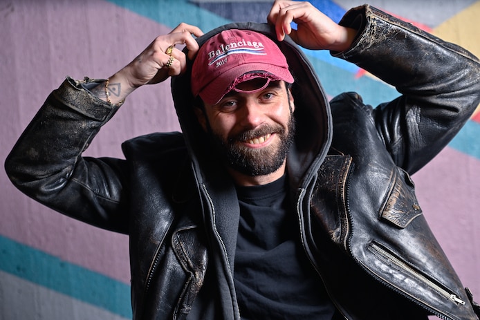 Rapper Freez gelooft in ‘zijn’ Nieuwegein: ‘Leg contact met mensen die ...