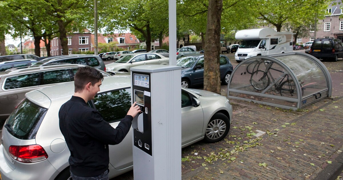 Nieuwe parkeerservice in schil rond binnenstad | Delft | AD.nl