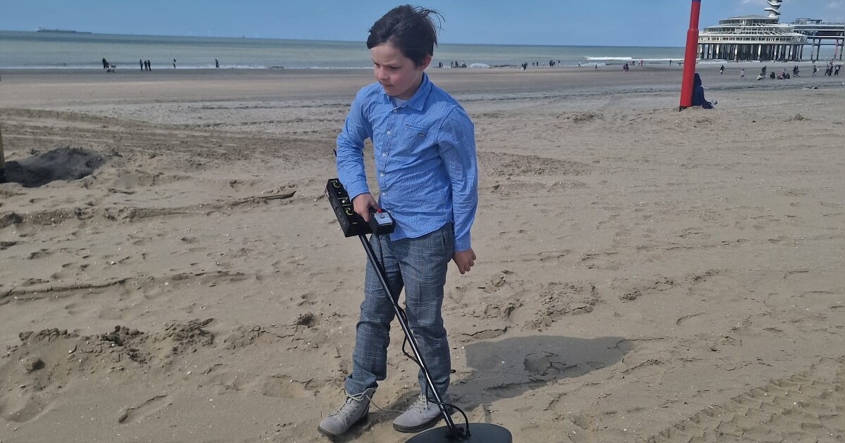 Luke (9) vindt granaat uit WOII op het strand van Scheveningen: ‘Gekke ...