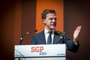 SGP wil dat kabinet winkeliers vrijheid geeft om zondag dicht te ...