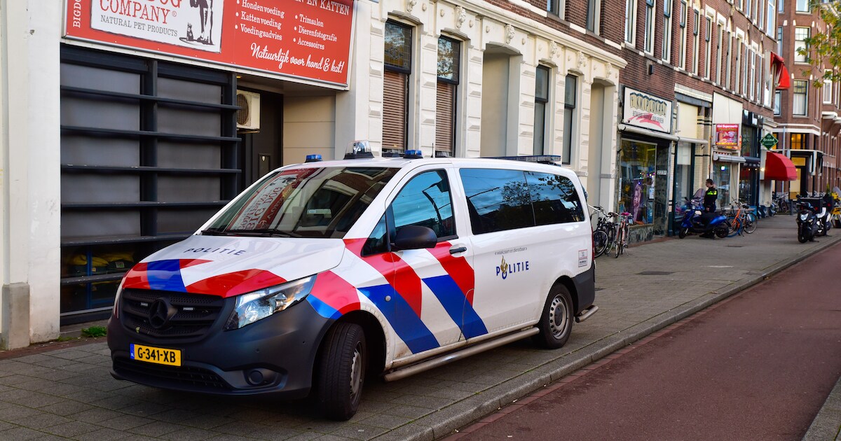 Man bedreigt medewerkster kapsalon met mes bij overval aan de Oudedijk in Rotterdam | Rotterdam ...