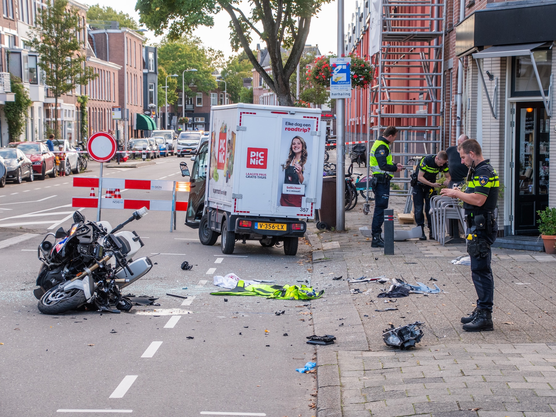 Brand na explosie op dakterras van woning in aanbouw in Utrecht ...