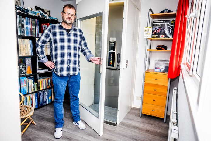 Zieke David wacht al twee jaar op Wmo-besluit over lift: ‘Nu maar zelf ...