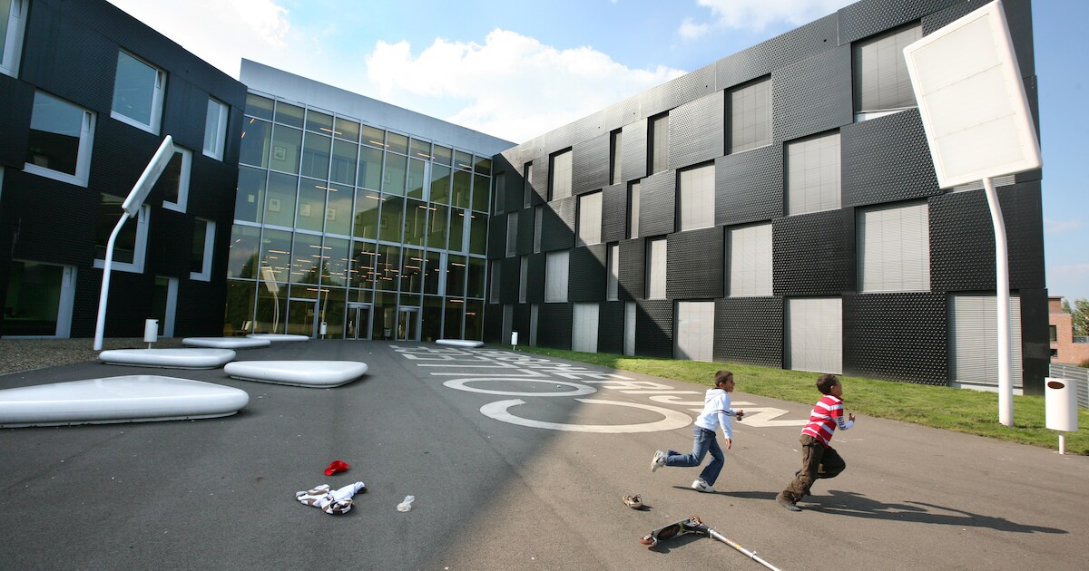 Leerlingen middelbare school in Utrecht staan op bangalijst, politie ...