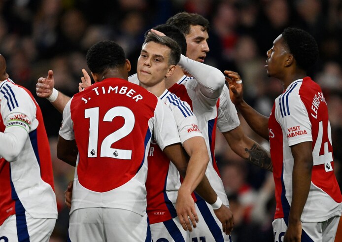 Arne Slot al officieus kampioen met Liverpool na gelijkspel Arsenal tegen Crystal Palace ...