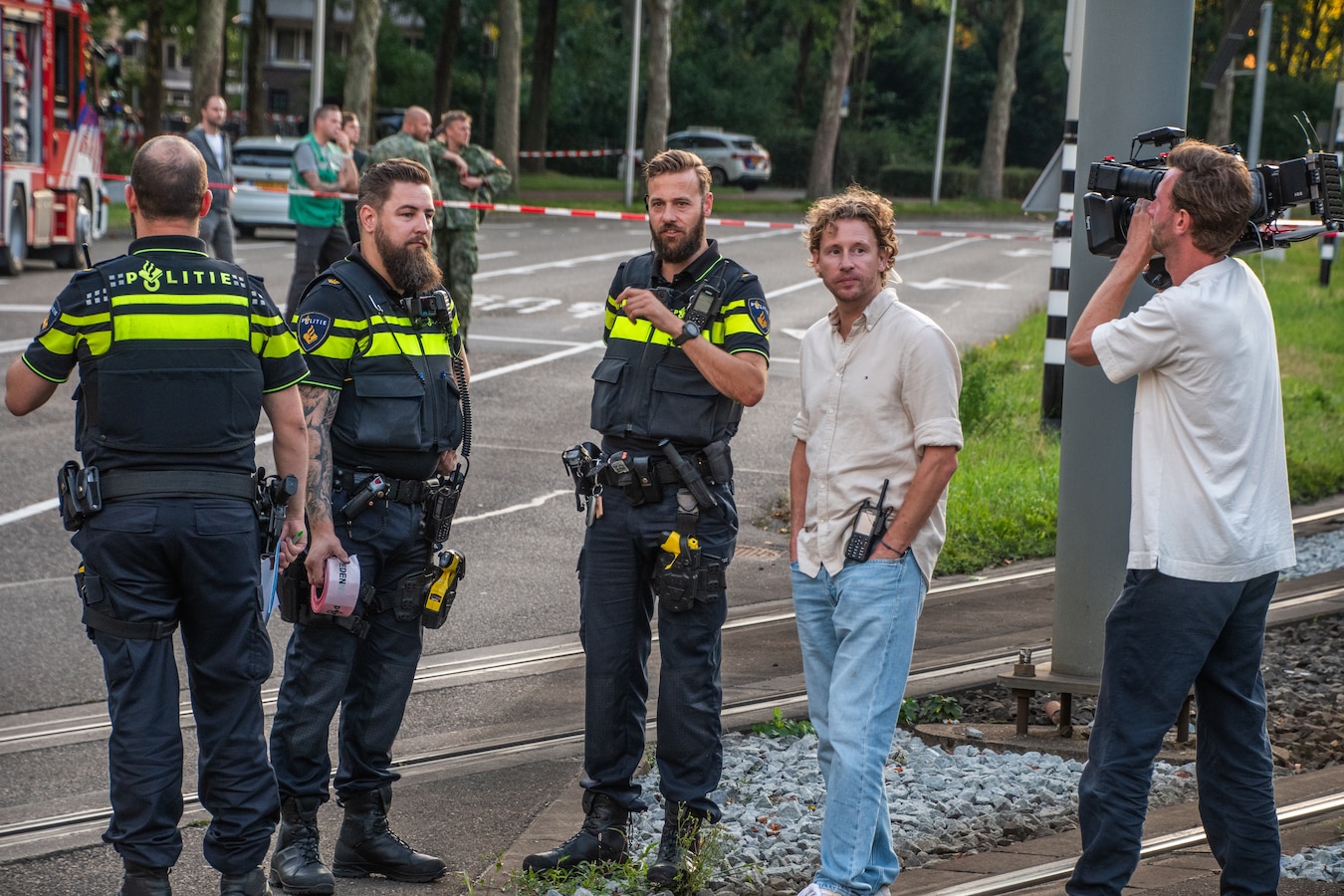 Raadsleden zijn kritisch, maar politie zegt dat aanwezigheid RTL-ploeg niet tot escalatie leidt ...