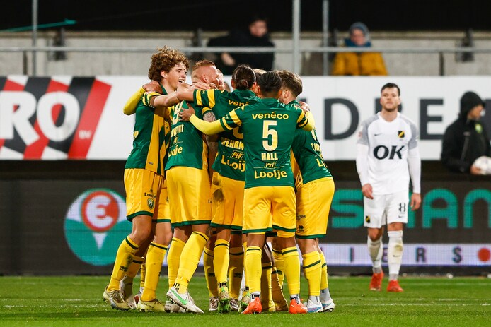 ADO Den Haag verslaat NAC Breda en blijft voor zevende keer op rij ongeslagen, Verheydt krijgt ...