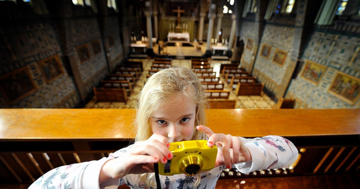 Klikkende camera's bij 'Kiek het klooster' in Roosendaal (video en ...