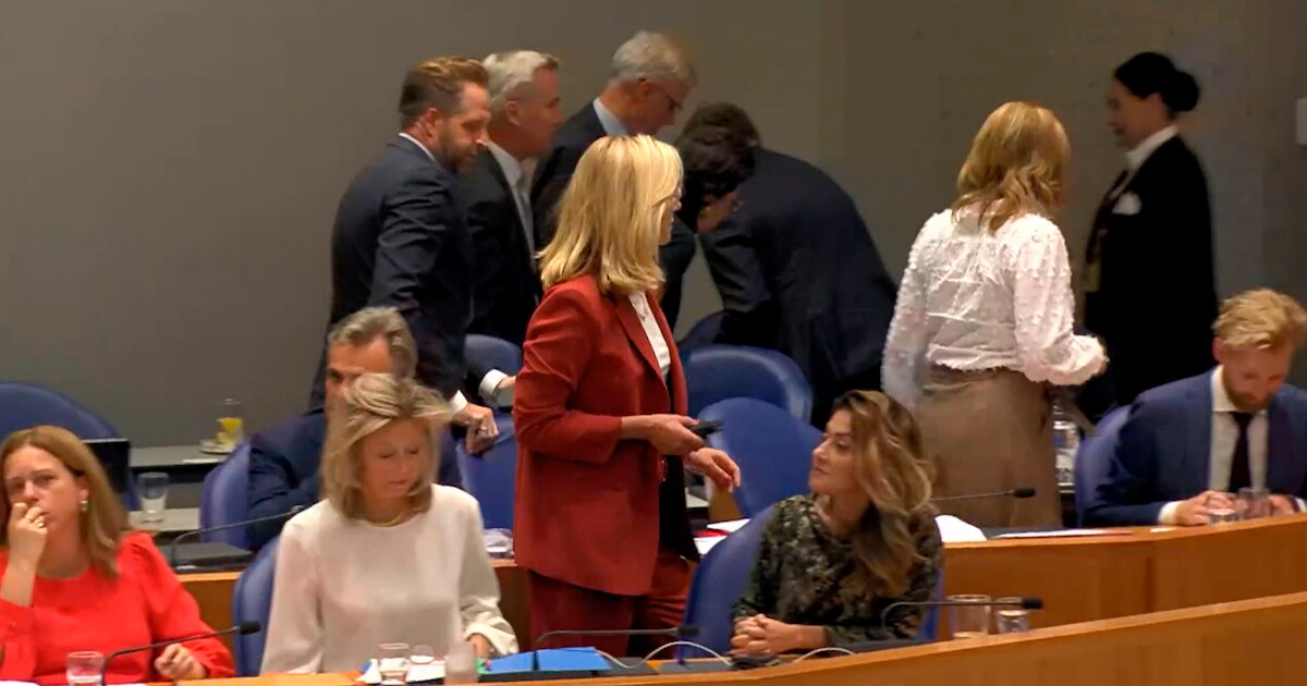 Kabinet loopt weg na spionnen-opmerking Baudet over minister Kaag | Algemene Beschouwingen | AD.nl