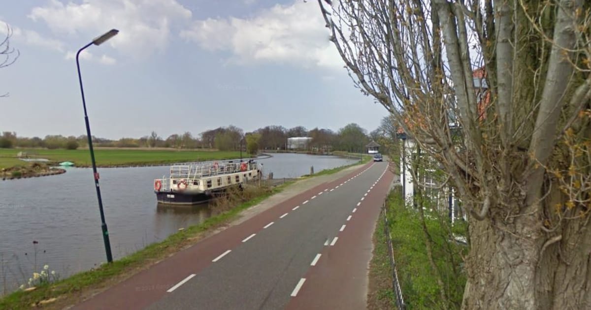 Auto minder welkom op Zandpad tussen Maarssen en Breukelen | Utrecht ...