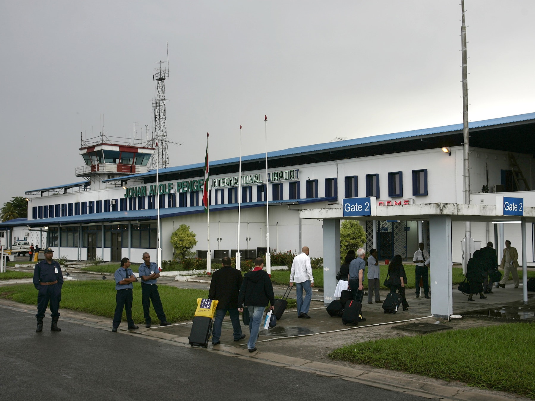 LIVE Oorlog Oekraïne | Drie doden en veel gewonden, onder wie zes ...