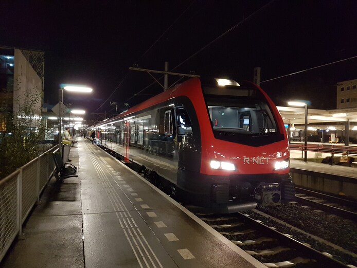 Meer meldingen van overlast in trein op lijn Gouda-Alphen | Waddinxveen ...