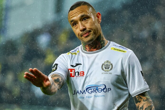 Voormalig topspeler Radja Nainggolan bekent dat hij geld leende van ...