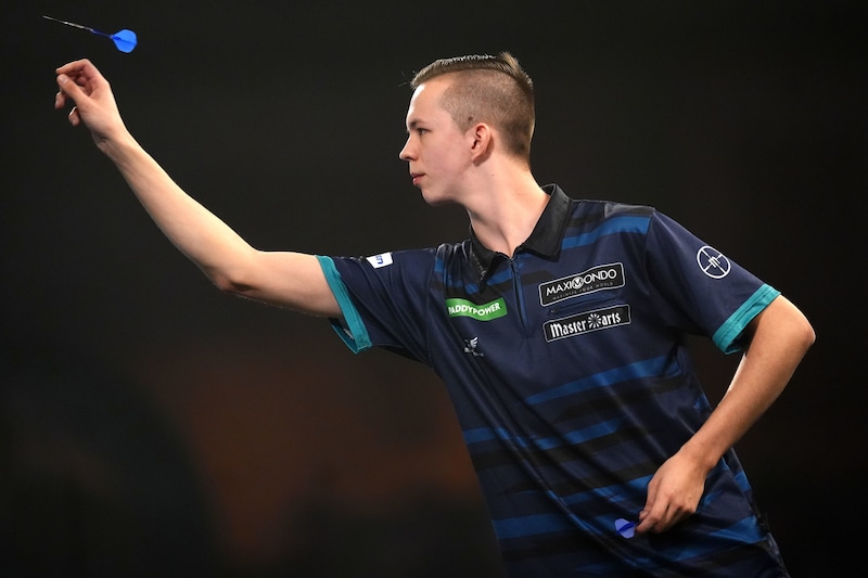 Jamai van den Herik verliest bij WK-debuut, maar kan nog lachen: ‘Zo ...