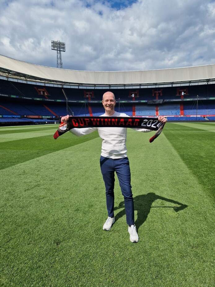 Het eindsignaal heeft geklonken voor scheidsrechter Matthijs Jobse: de ...