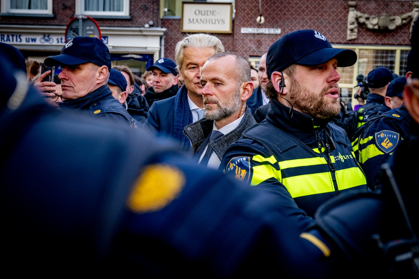Farzaneh (52) wilde Geert Wilders alleen bedanken, maar werd ...
