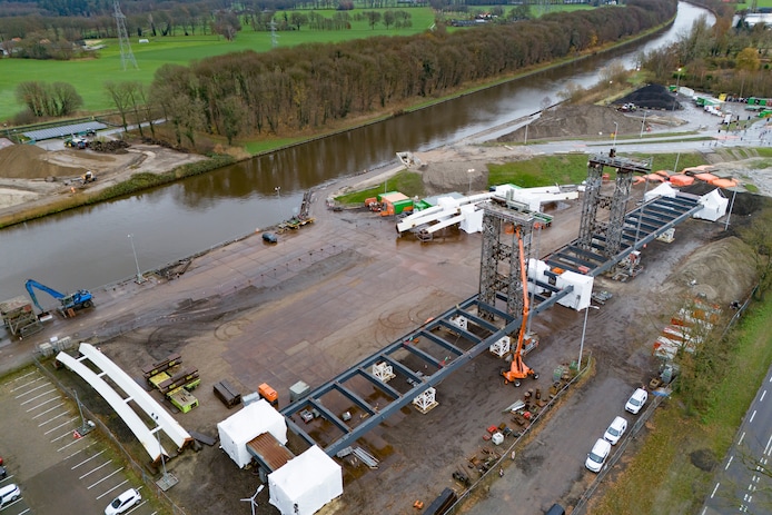 Bouwterrein nieuwe brug Lochem klaar voor de (her)start: volgende week ...