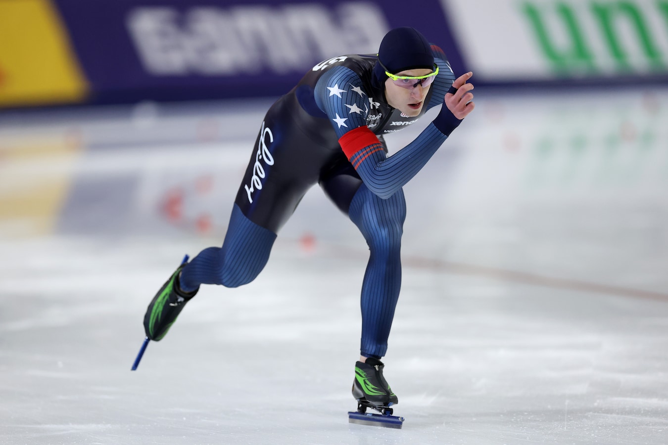 Jordan Stolz imponeert ook op de 1500 meter, Nederlandse mannen stellen ...