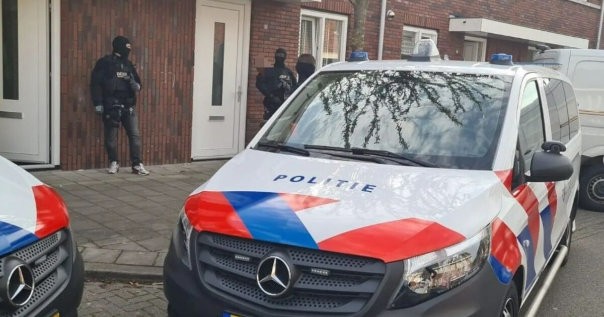 Vijf arrestaties vanwege verkoop van harddrugs in drugspand Oud ...