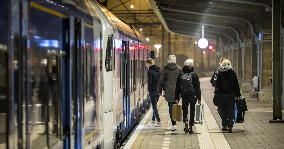 Limburg geeft Arriva hoge boete voor te vaak uitvallen bus en trein ...