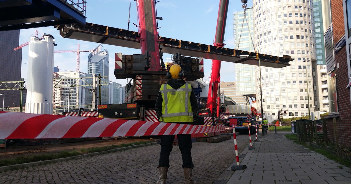 Bruggenbouwers HSE-lijn klaren hun klus | Den Haag | AD.nl