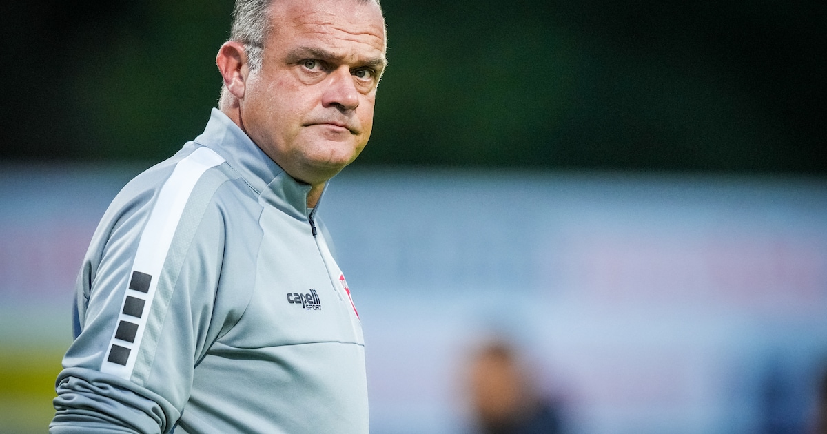 Pendelen tussen Dirk Kuyt en Dick Advocaat: keeperstrainer Raymond ...