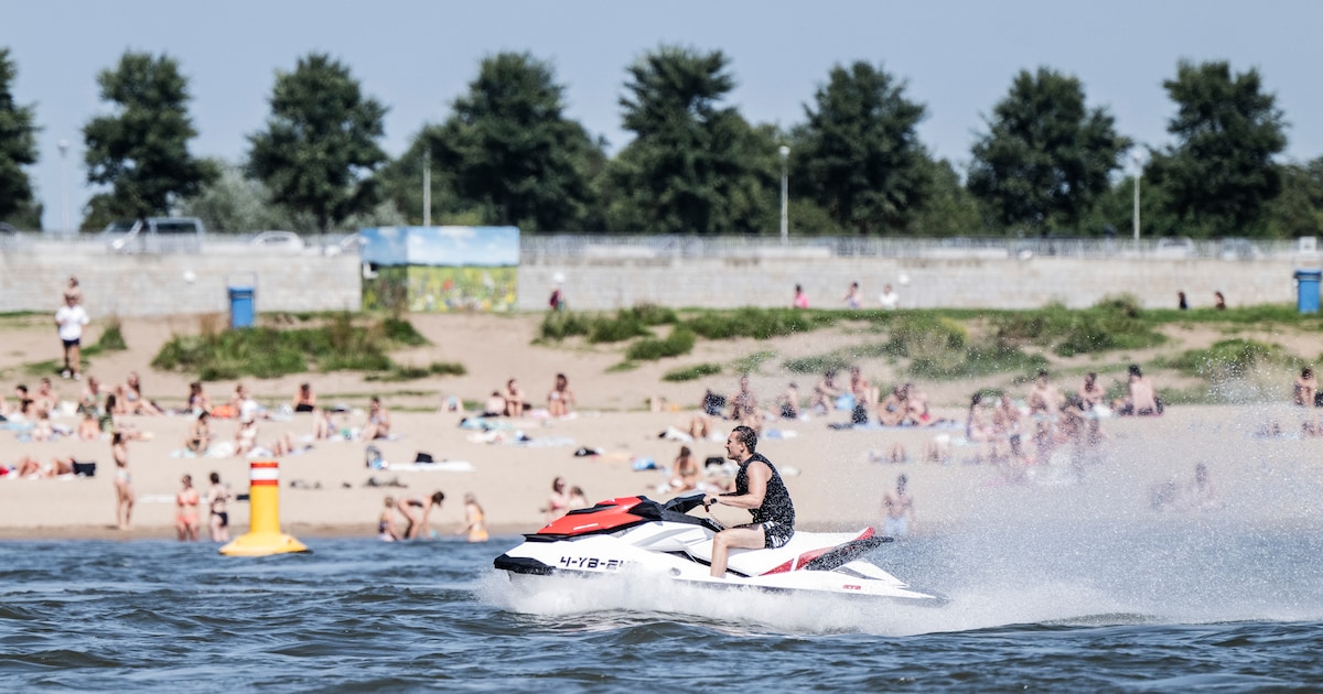 Maasstrandje bij Beugen van de baan: te hoge kosten door vervuiling met ...