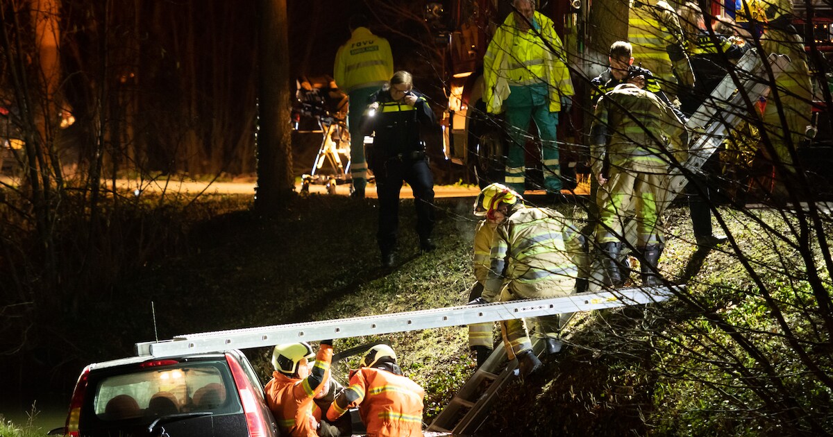Nat pak na luxueus diner bij Kasteel Heemstede in Houten | Utrecht | AD.nl