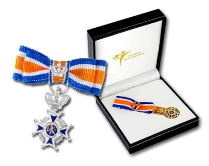 Lintje voor gouden juf Margriet | Helmond | AD.nl