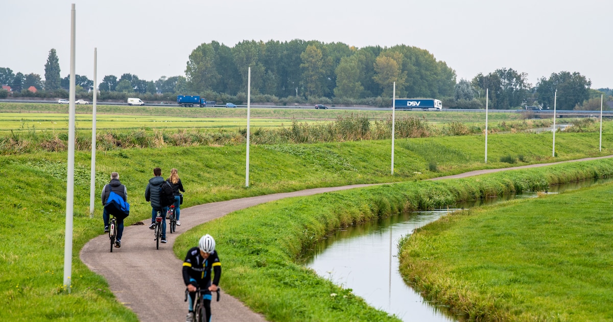 Alphense wethouder furieus over vernielen sluis: ‘Willen schade ...