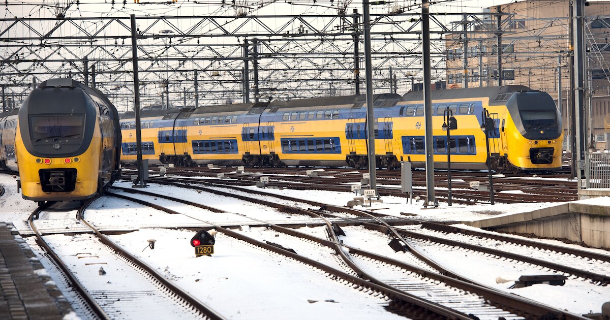 NS: Intercity Direct valt nog te vaak uit | Economie | AD.nl