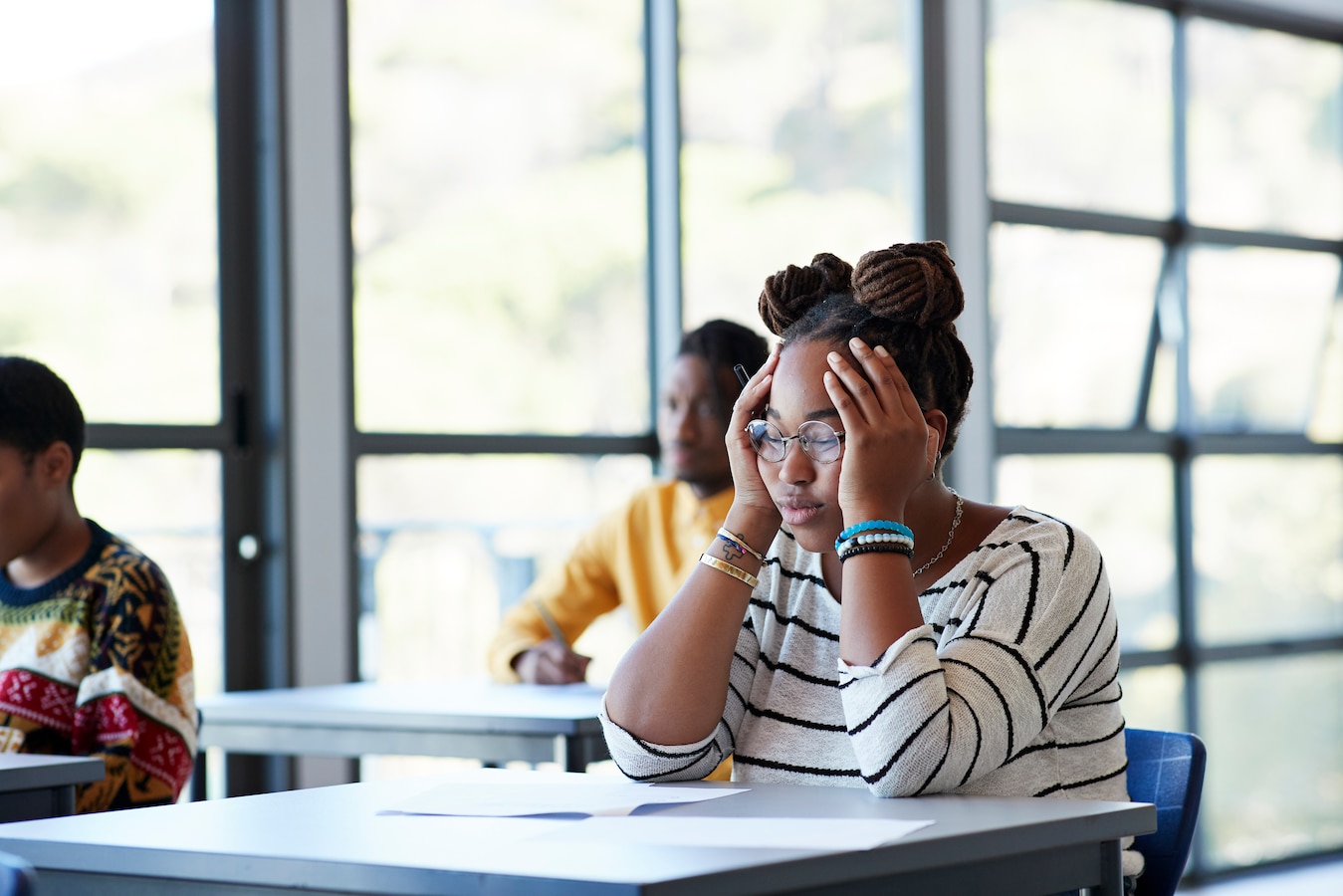 Studente voelt zich overal alleen en bezwijkt bijna onder prestatiedruk ...