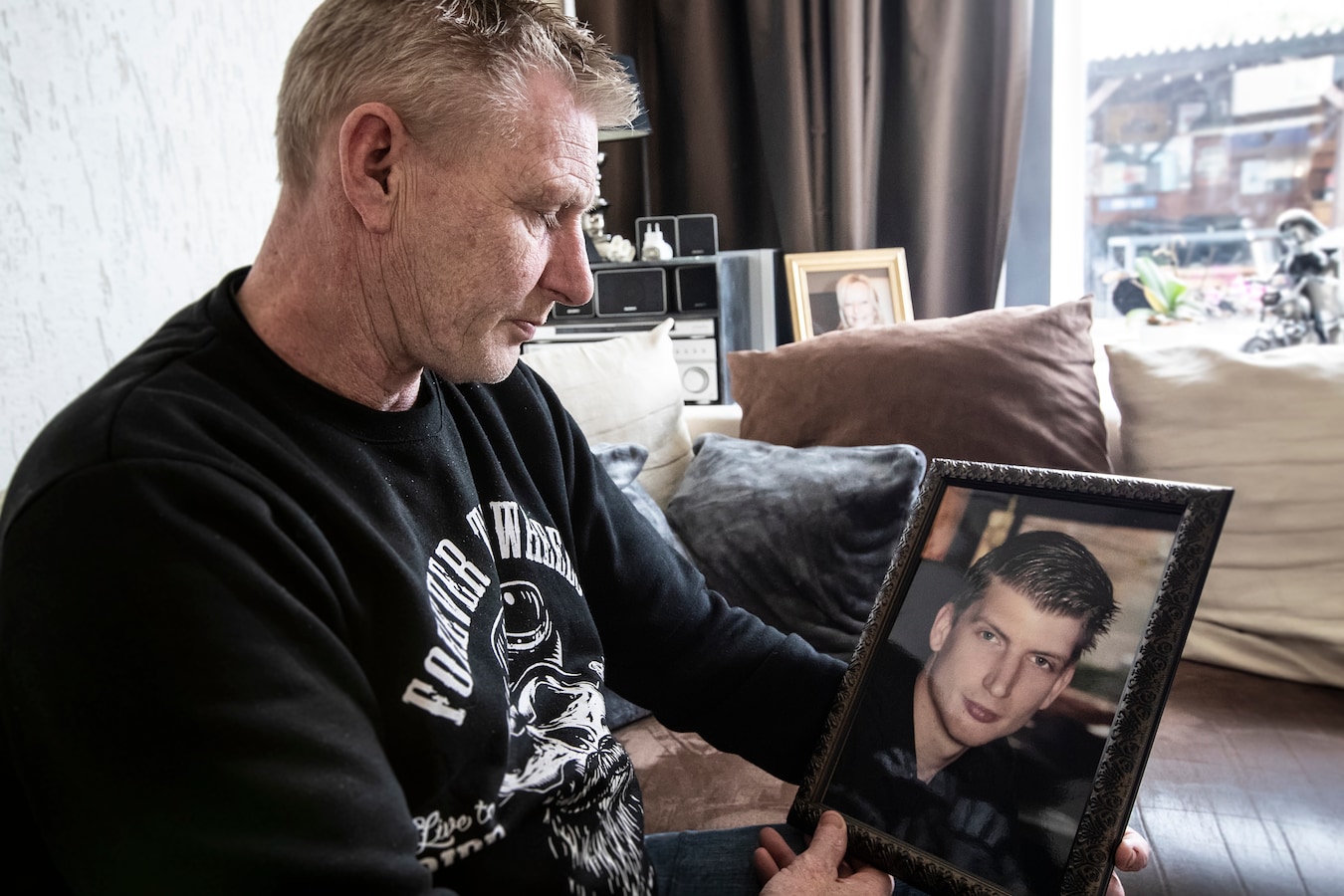 Mike (26) werd een jaar geleden doodgereden in Apeldoorn: ‘Het hele ...