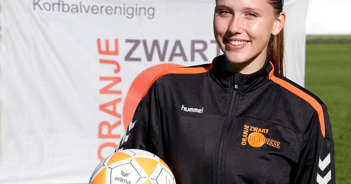 Naast studie doet Gabriëlle (19) veel vrijwilligerswerk bij korfbalclub ...