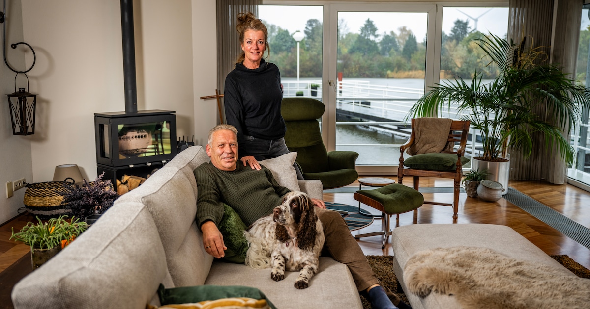 René en Babette wonen op een woonark: ‘We kregen de vraag wat ga je in ...
