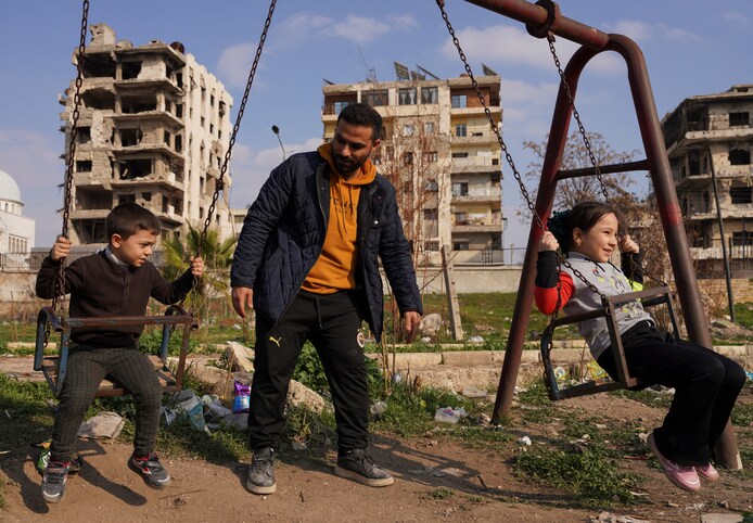 ‘Laat Syriërs die terug willen eerst kijkje nemen in Damascus ...