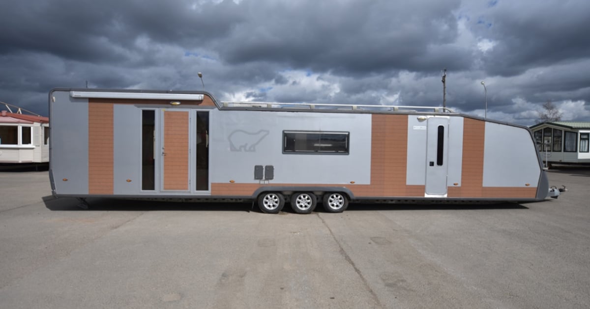Koop de langste caravan van Europa: hoogste bod tot nu toe slechts 14. ...