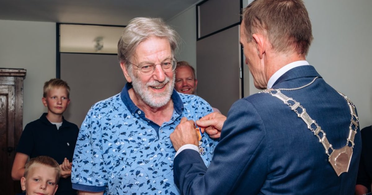 Hans Smit uit Klaaswaal krijgt Koninklijke onderscheiding | Hoeksche ...