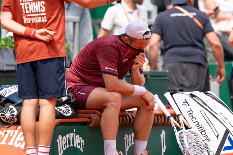 Tallon Griekspoor treurt na opgave in achtste finales tegen Zverev ...